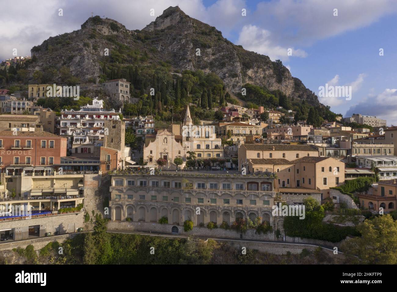 Taormina architecture hi-res stock photography and images - Alamy