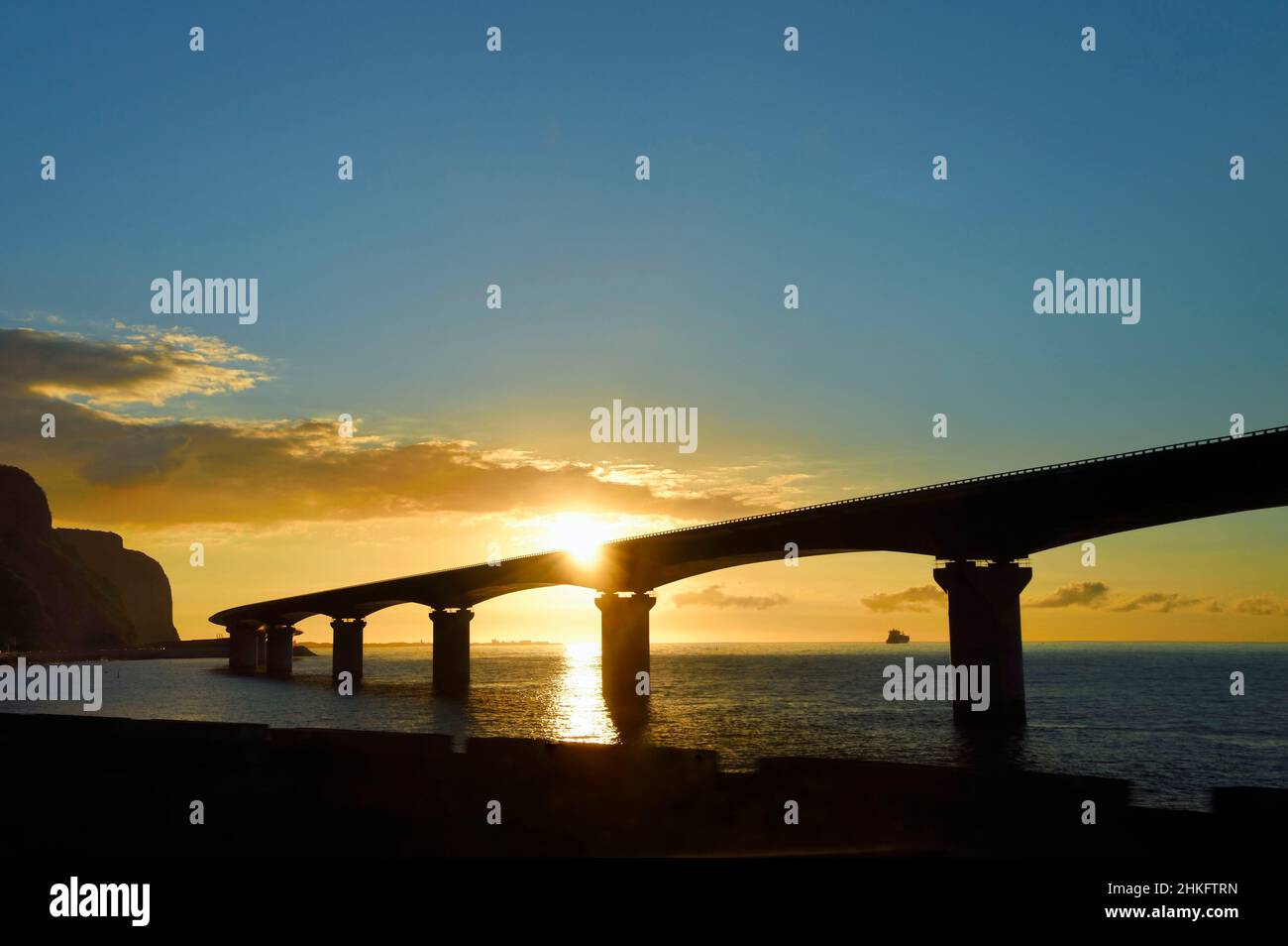 Coastal road reunion island hi-res stock photography and images - Alamy