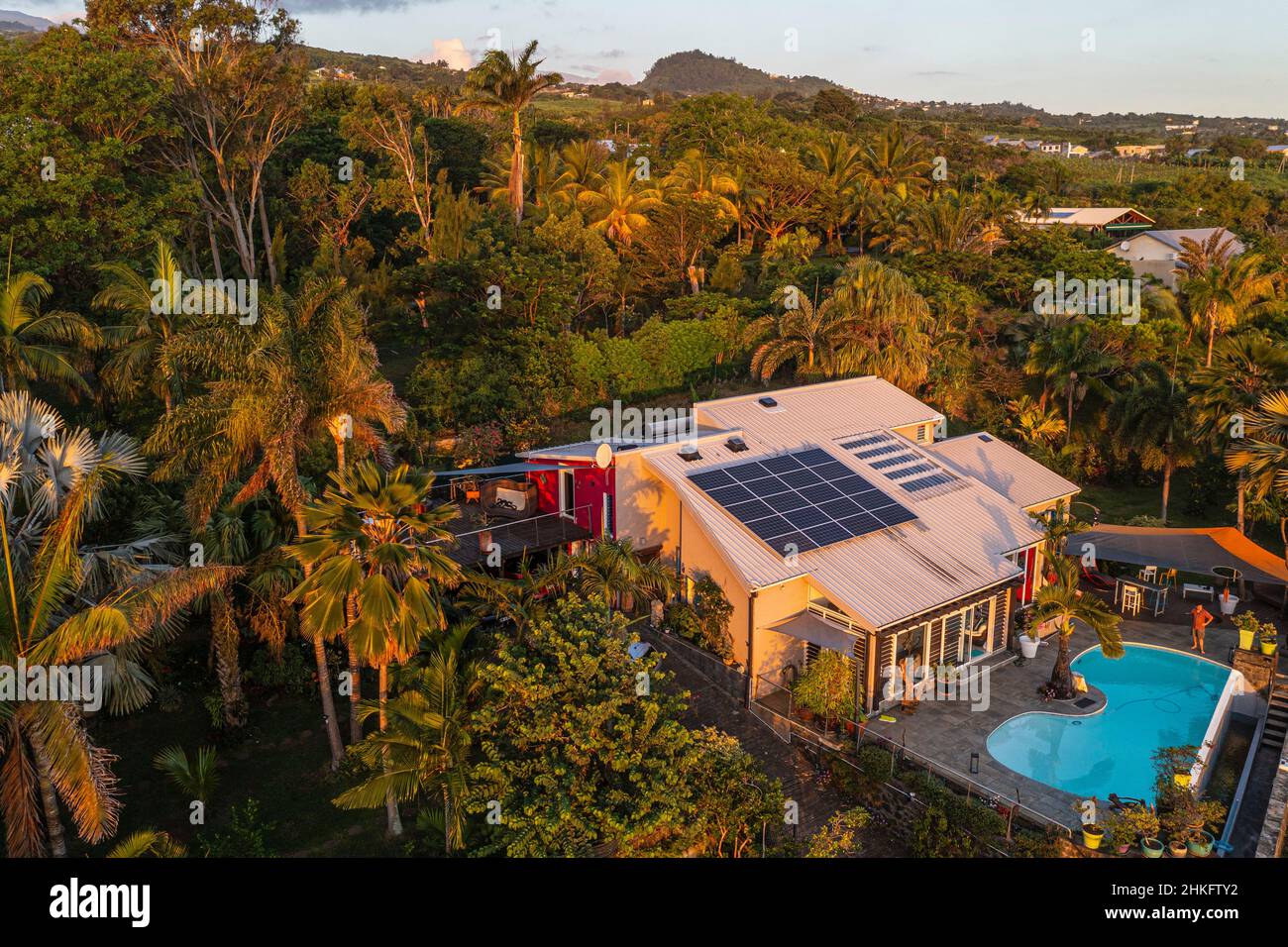 House drawing aerial hi-res stock photography and images - Alamy