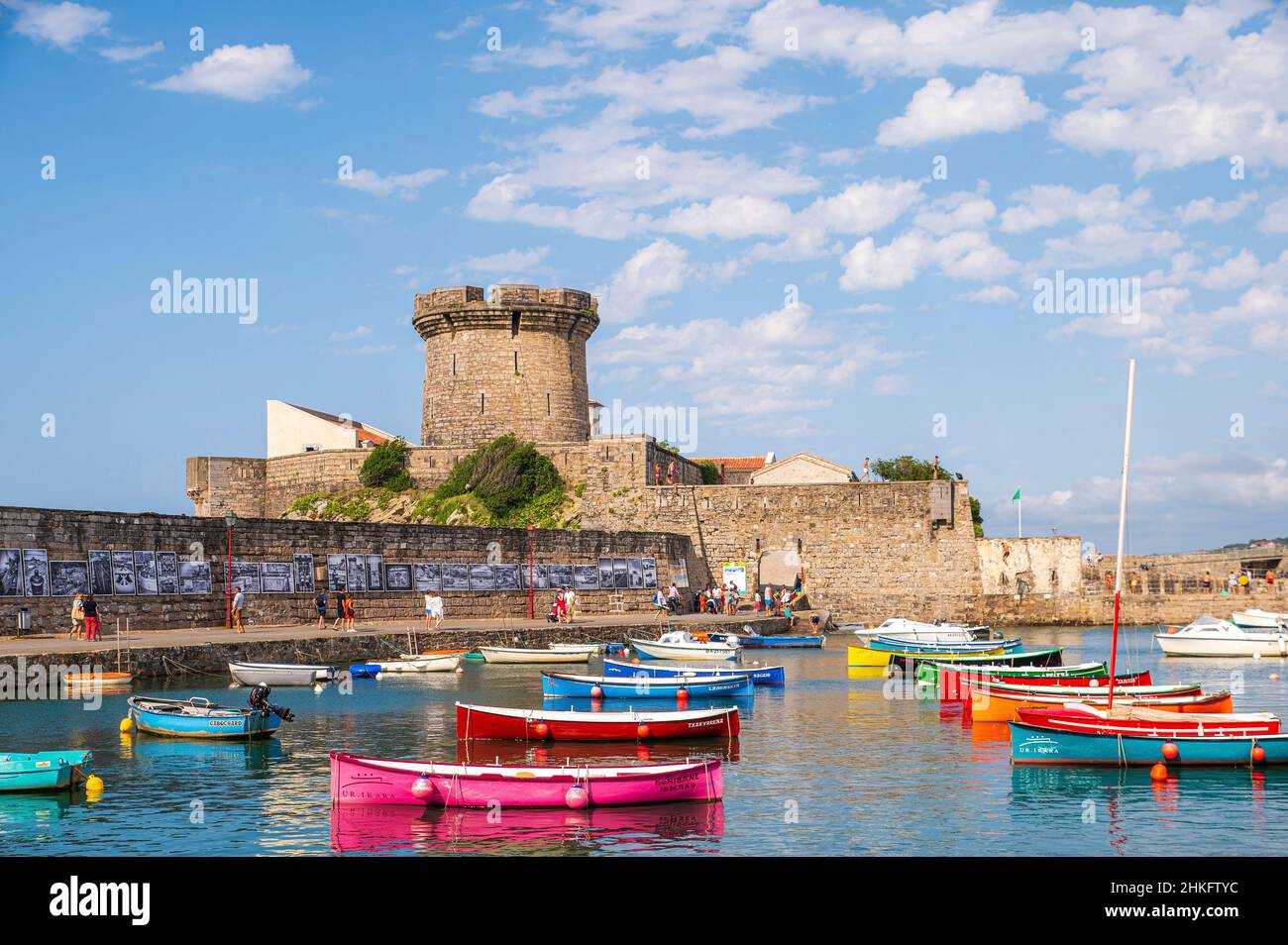 France, Pyrénées-Atlantiques (64), Basque Country, Ciboure, Saint-Jean ...
