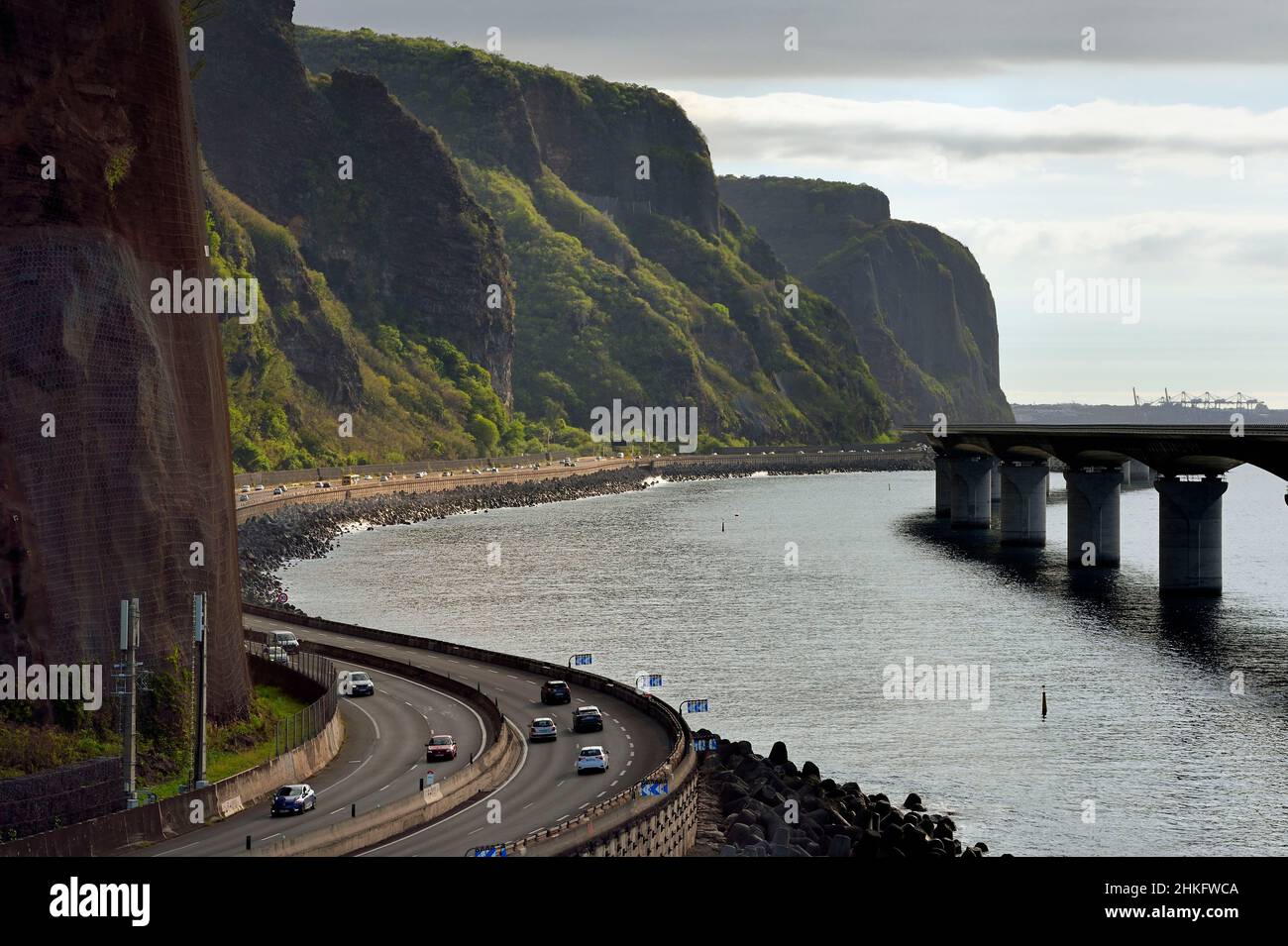 New coastal road reunion island hi-res stock photography and images - Alamy