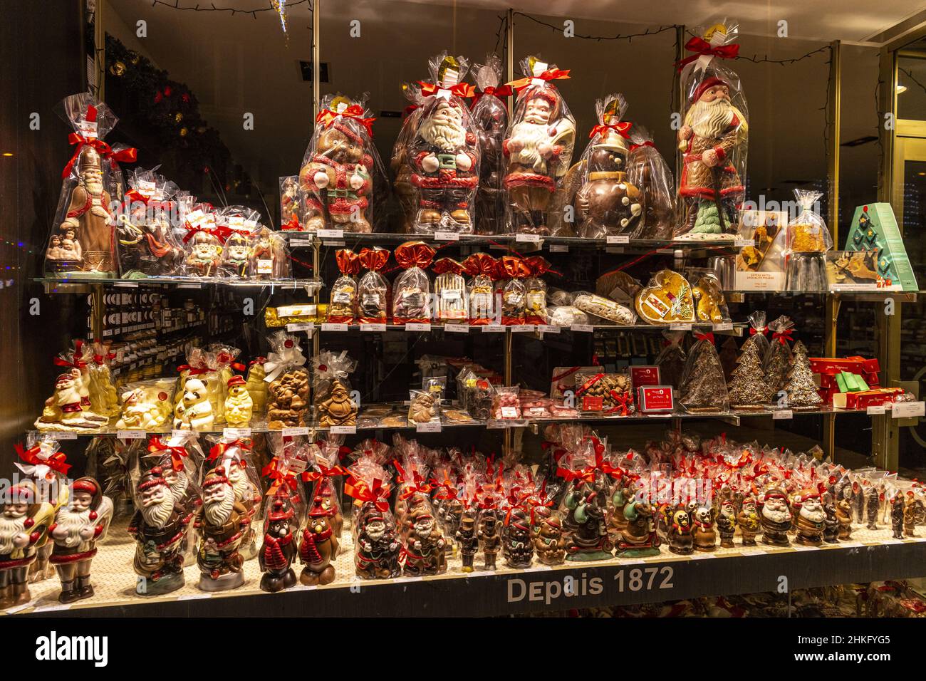 France, Somme, Amiens, Christmas market Stock Photo - Alamy