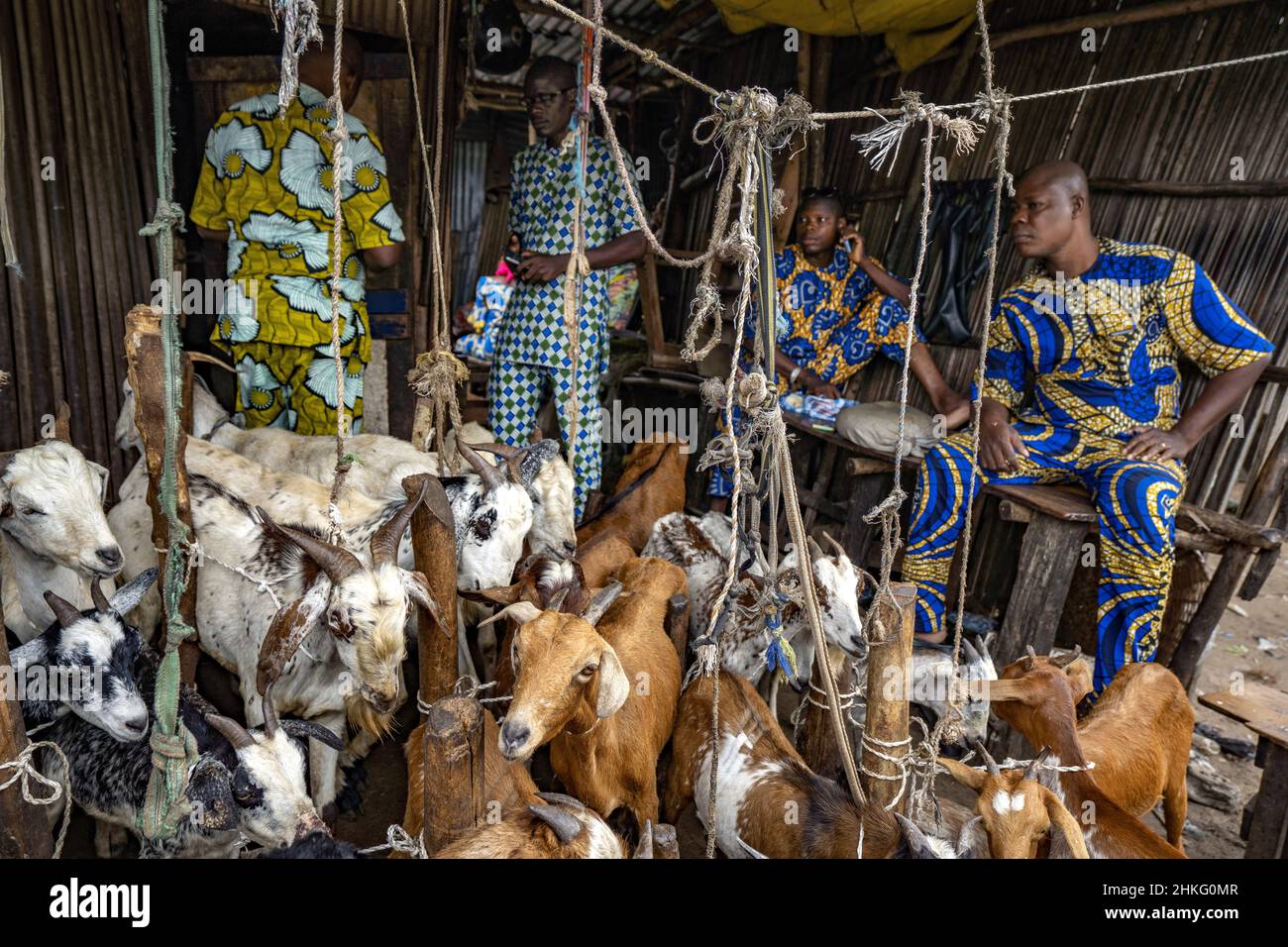 Dantokpa market in cotonou benin hi-res stock photography and images ...