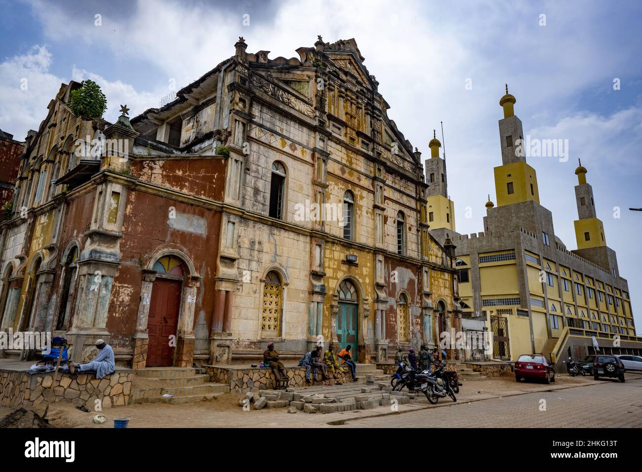 Benin, Porto Novo, the afro bresilian Grand Mosque Stock Photo - Alamy