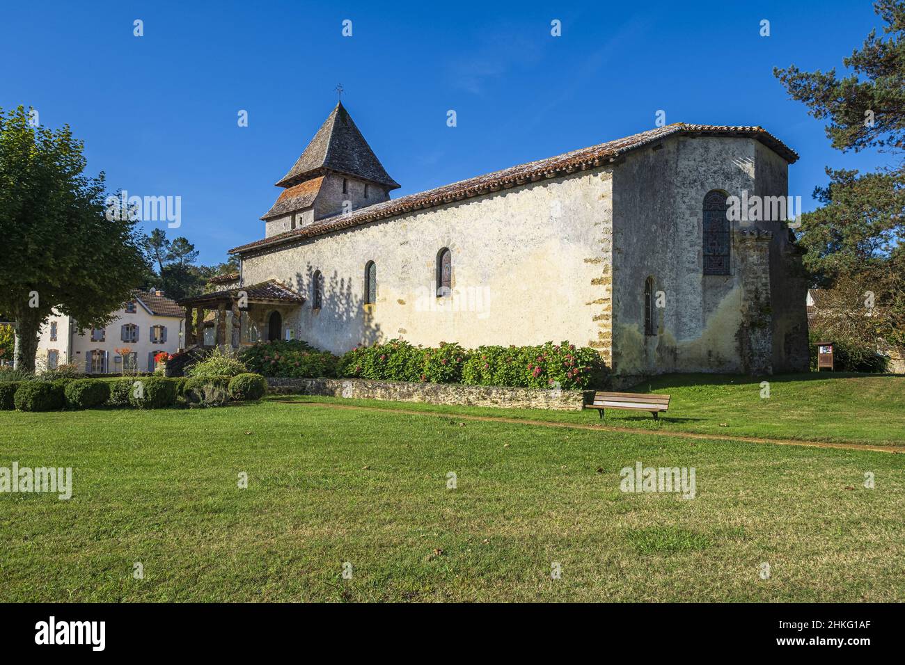 Bougue hi-res stock photography and images - Alamy