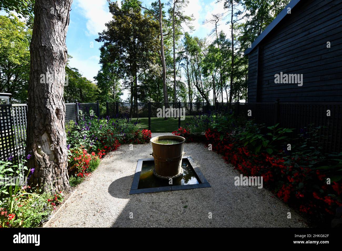 Lion Lodge at Port Lympne Animal Reserve, Kent UK Stock Photo - Alamy