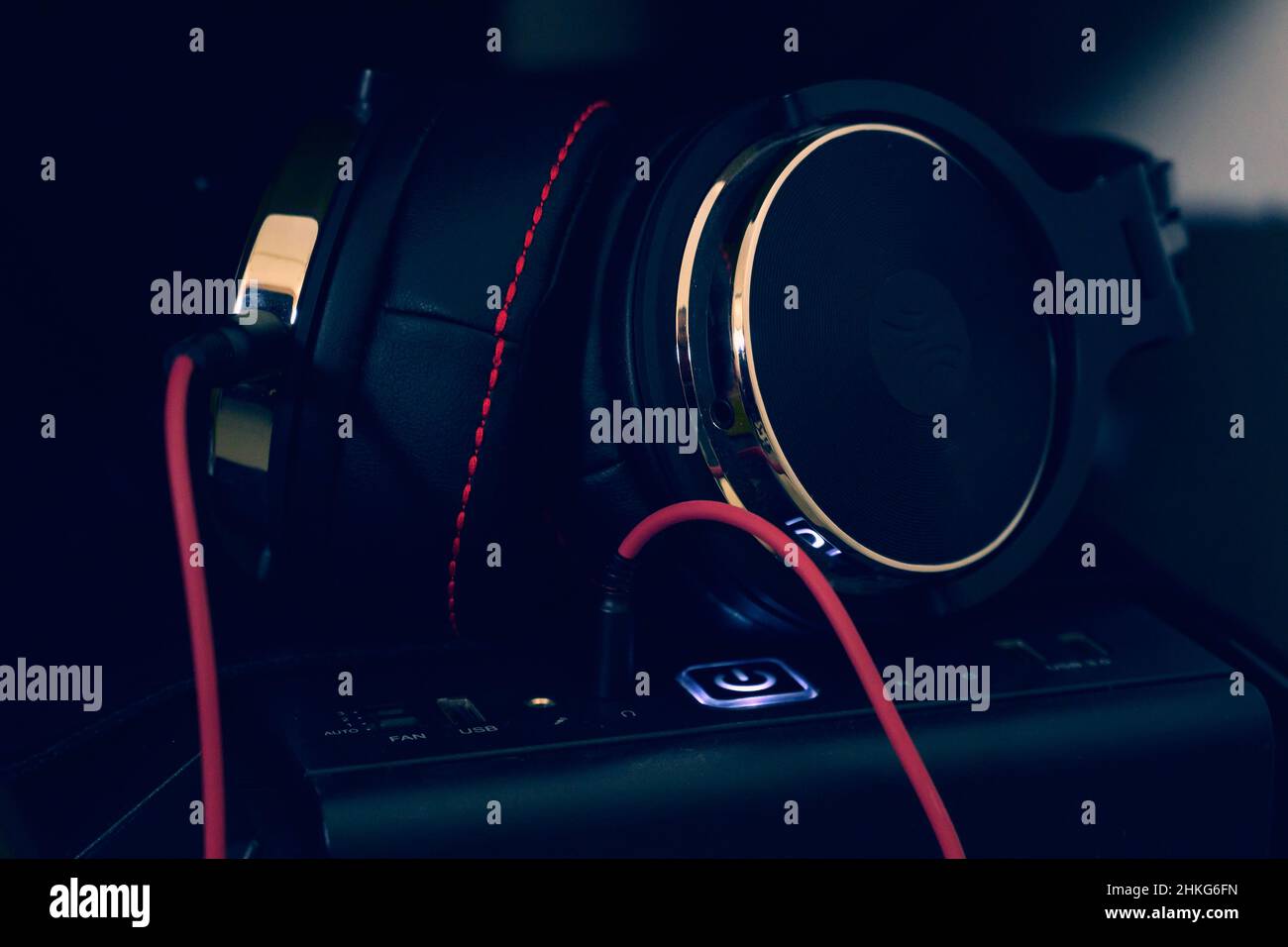 System unit hi-res stock photography and images - Alamy