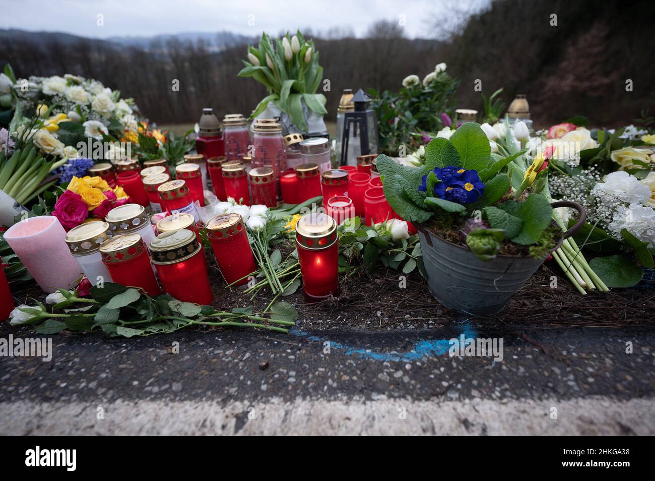 Ulmet, Germany. 04th Feb, 2022. Flowers and candles stand at the scene ...