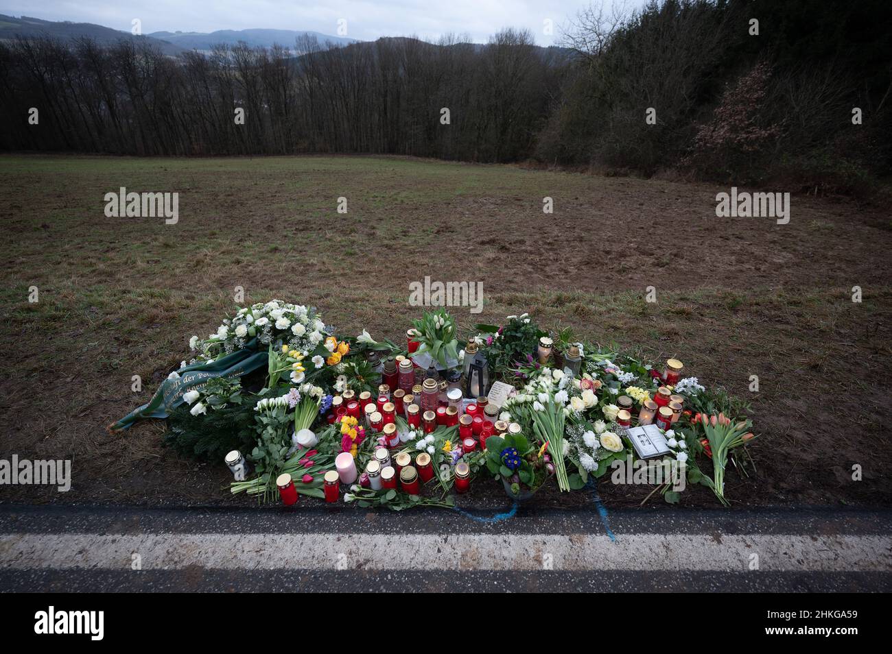 Ulmet, Germany. 04th Feb, 2022. Flowers and candles stand at the scene ...