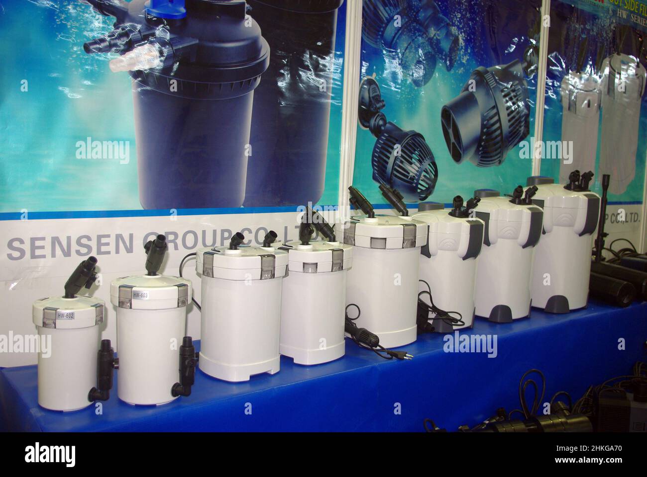 External filters hi-res stock photography and images - Alamy