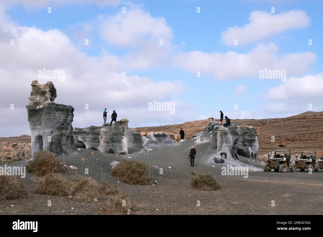 Stratified rock hi-res stock photography and images - Alamy