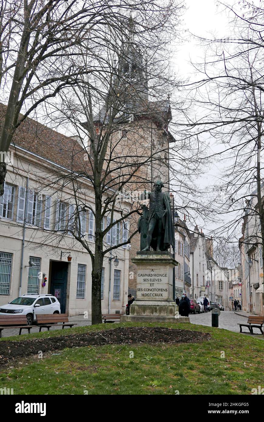 Monge hi-res stock photography and images - Alamy