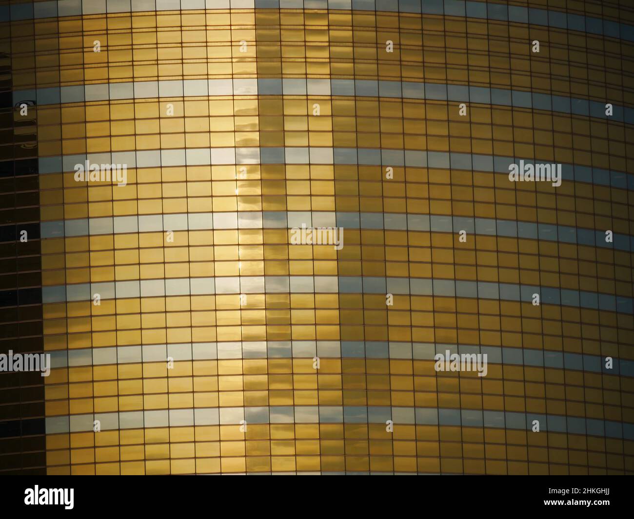 Golden Skyscraper Shanghai Stock Photo - Alamy