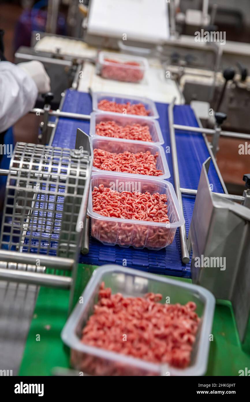 Food label mince meat hi-res stock photography and images - Alamy