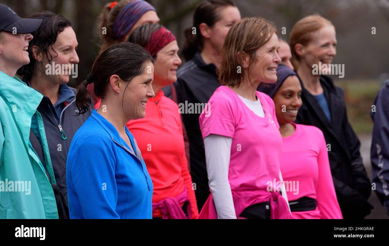 Metropolitain Police female police officers on a run with an all-women ...