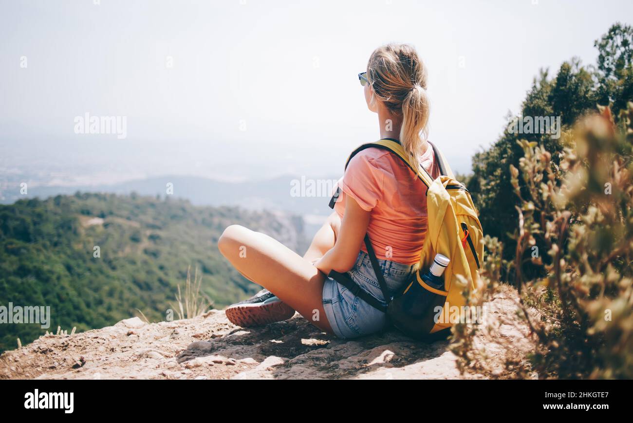 Female tourist with backpack hi-res stock photography and images - Alamy