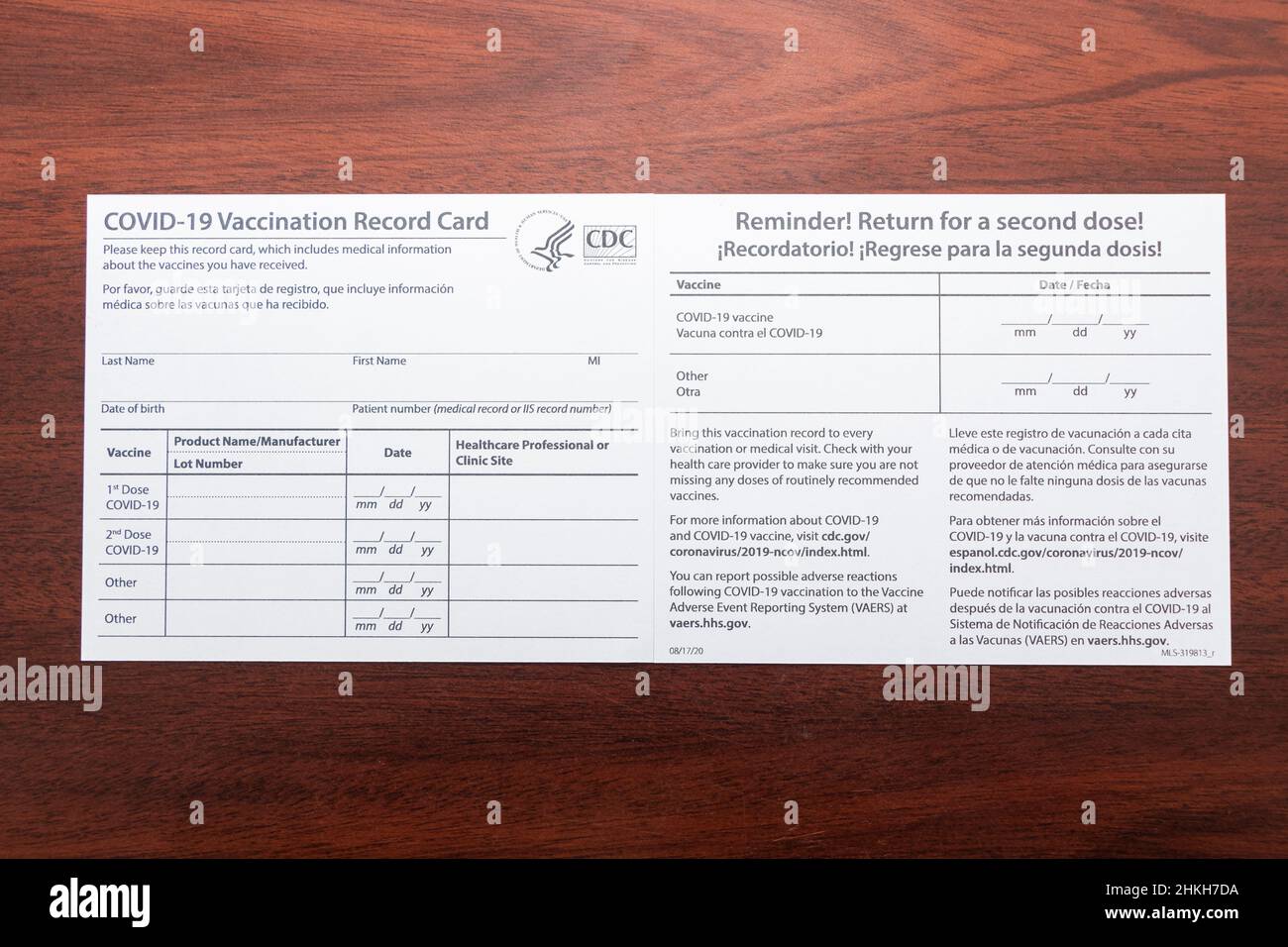 COVID-19 Vaccination record card by CDC, Vaccination form during the ...