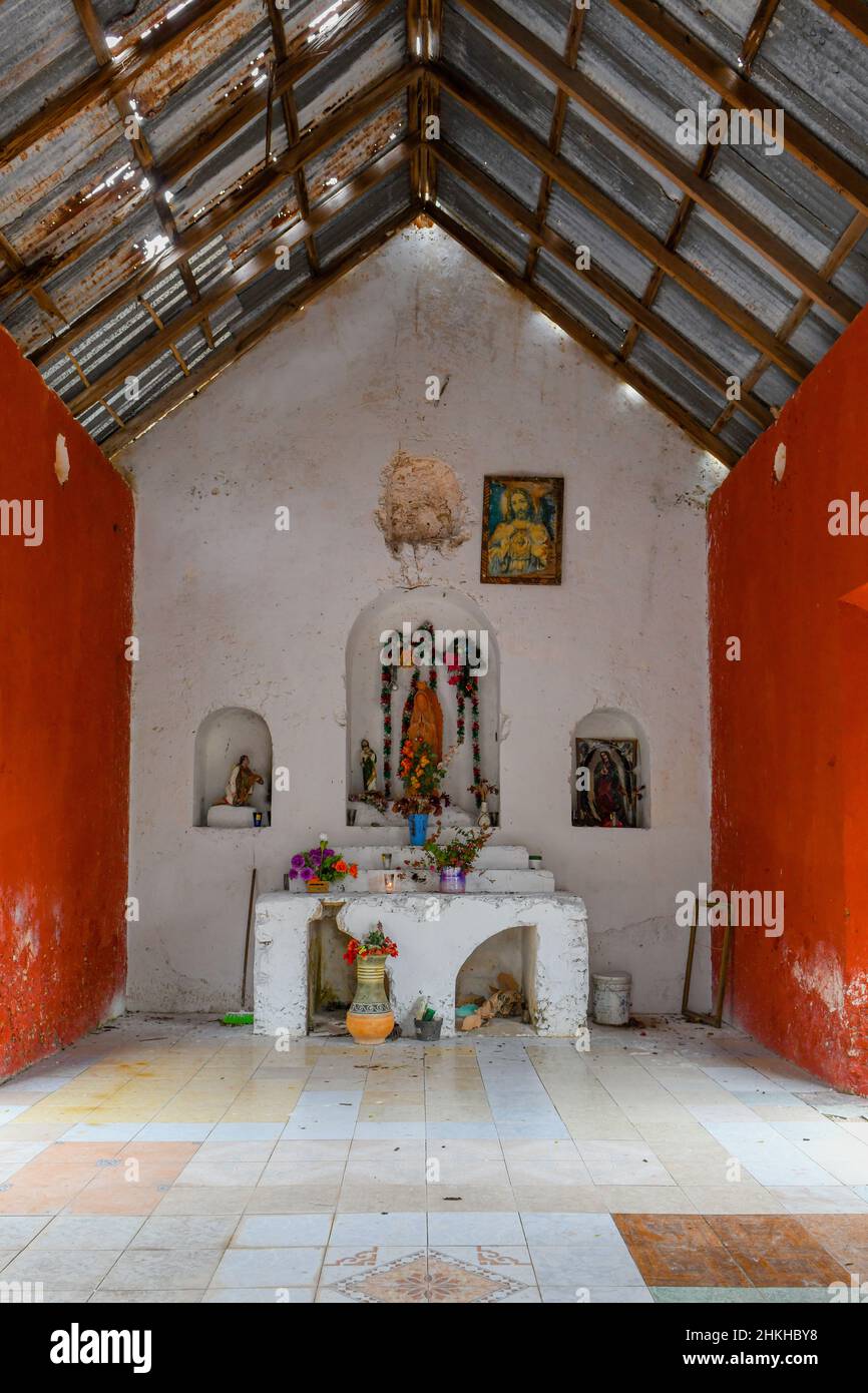 Small church, Yucatan countryside, Mexico Stock Photo - Alamy