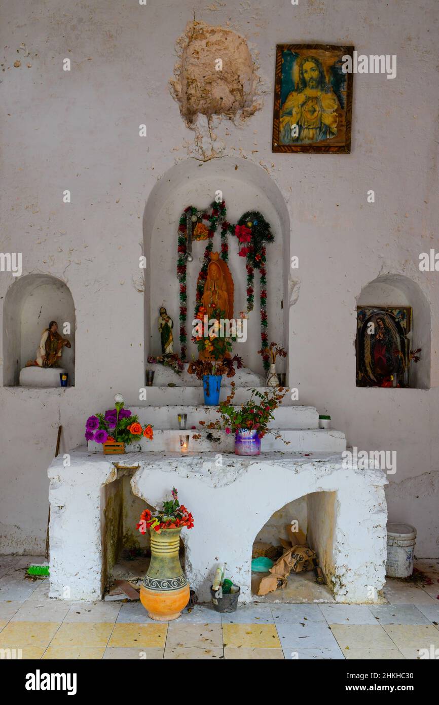 Small church, Yucatan countryside, Mexico Stock Photo - Alamy