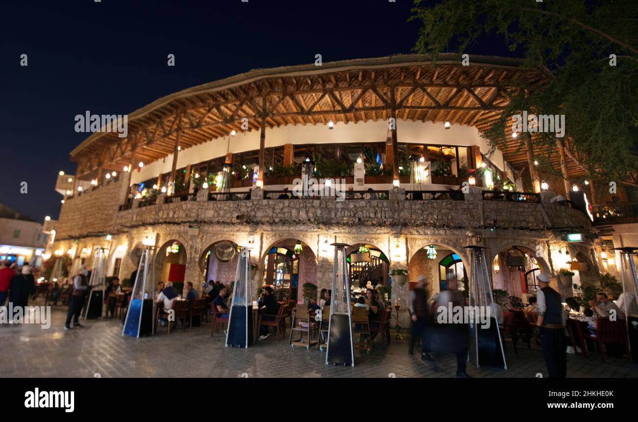 Qatar doha traditional architecture old hi-res stock photography and ...