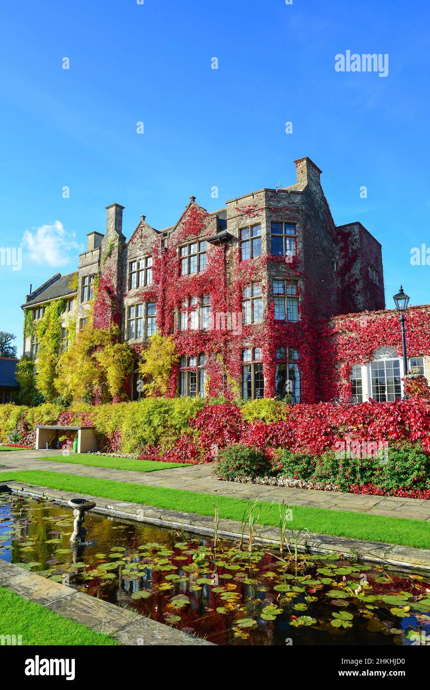 Bagshot park hi-res stock photography and images - Alamy