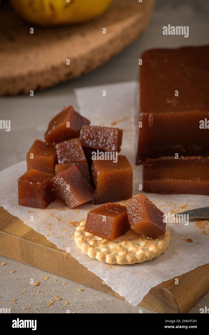 Marmalade in crackers on a kitchen counter Stock Photo - Alamy