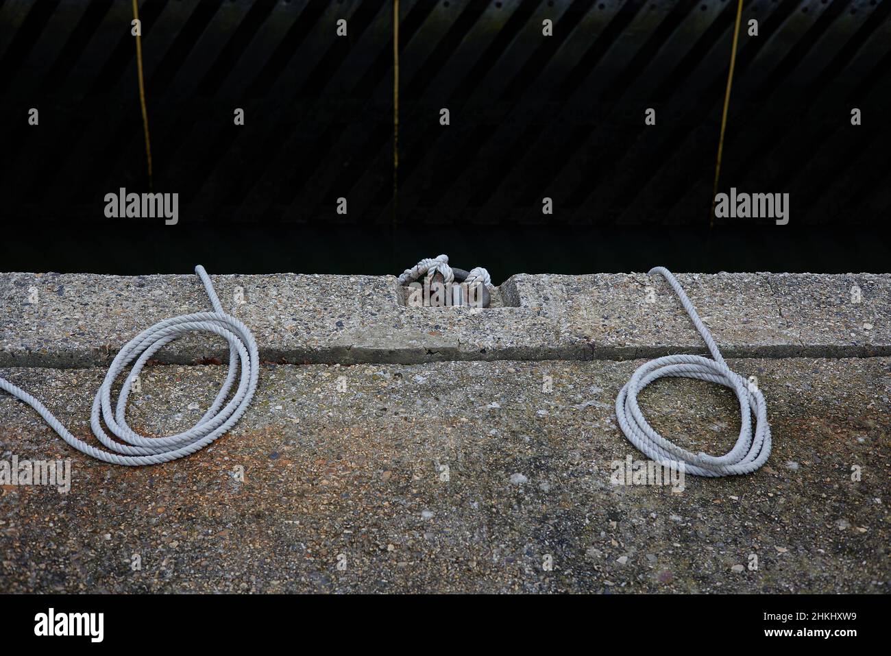 Ropes seen on the side of Chichester Harbour lock Stock Photo - Alamy