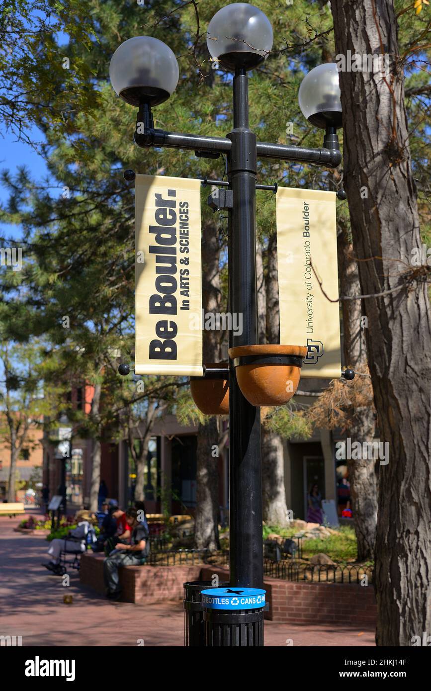 The scenic Pearl Street Mall in downtown, Boulder CO Stock Photo - Alamy