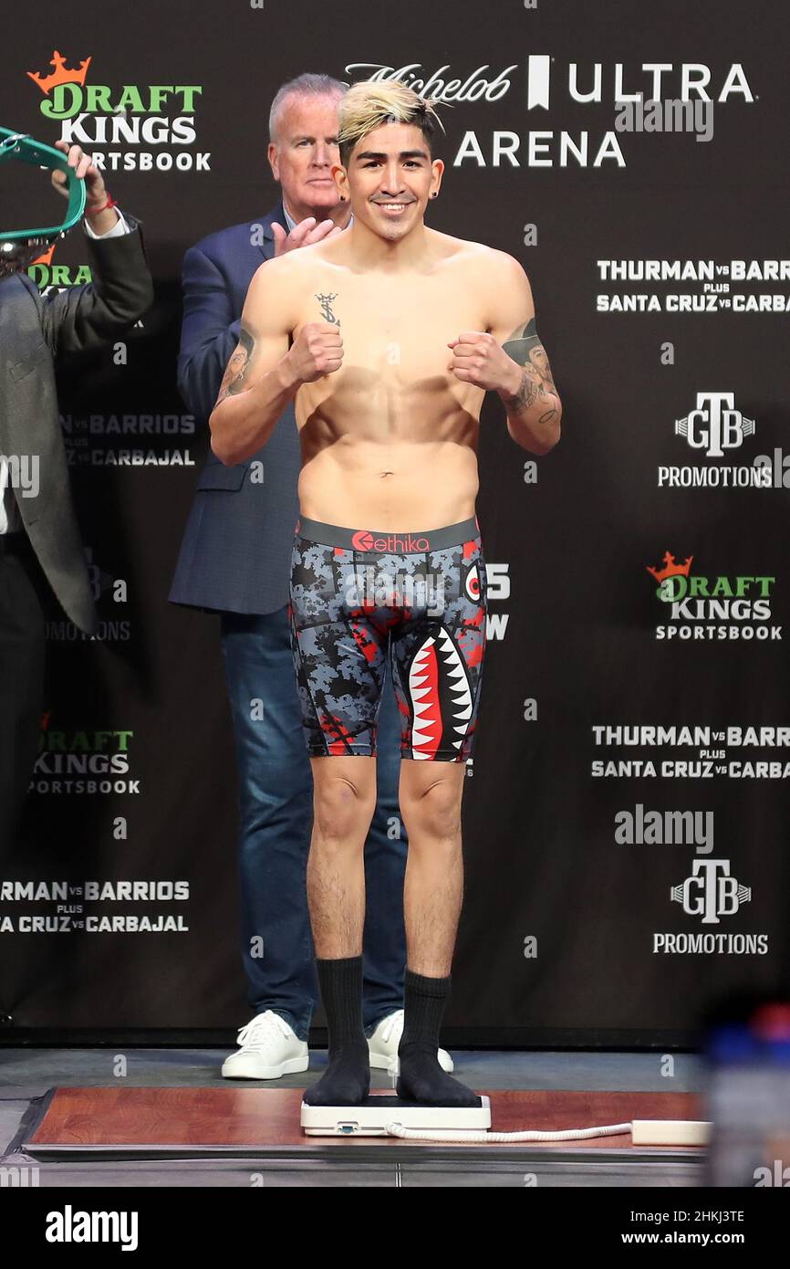 Las Vegas, USA. 04th Feb, 2022. LAS VEGAS, NV - FEBRUARY 4: Boxer Leo ...