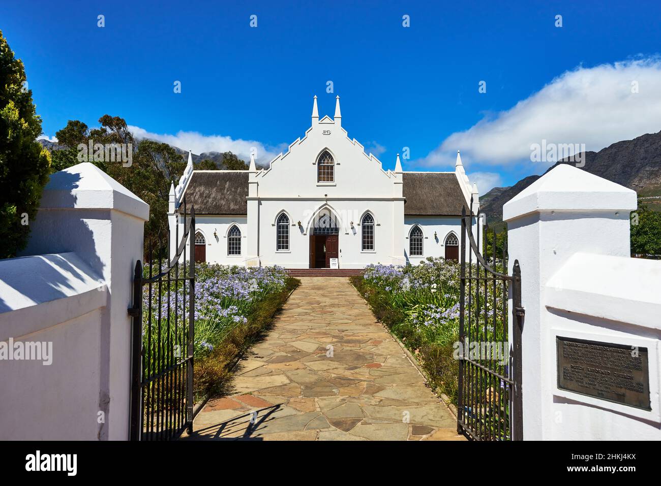 Franschhoek dutch reformed church hi-res stock photography and images ...