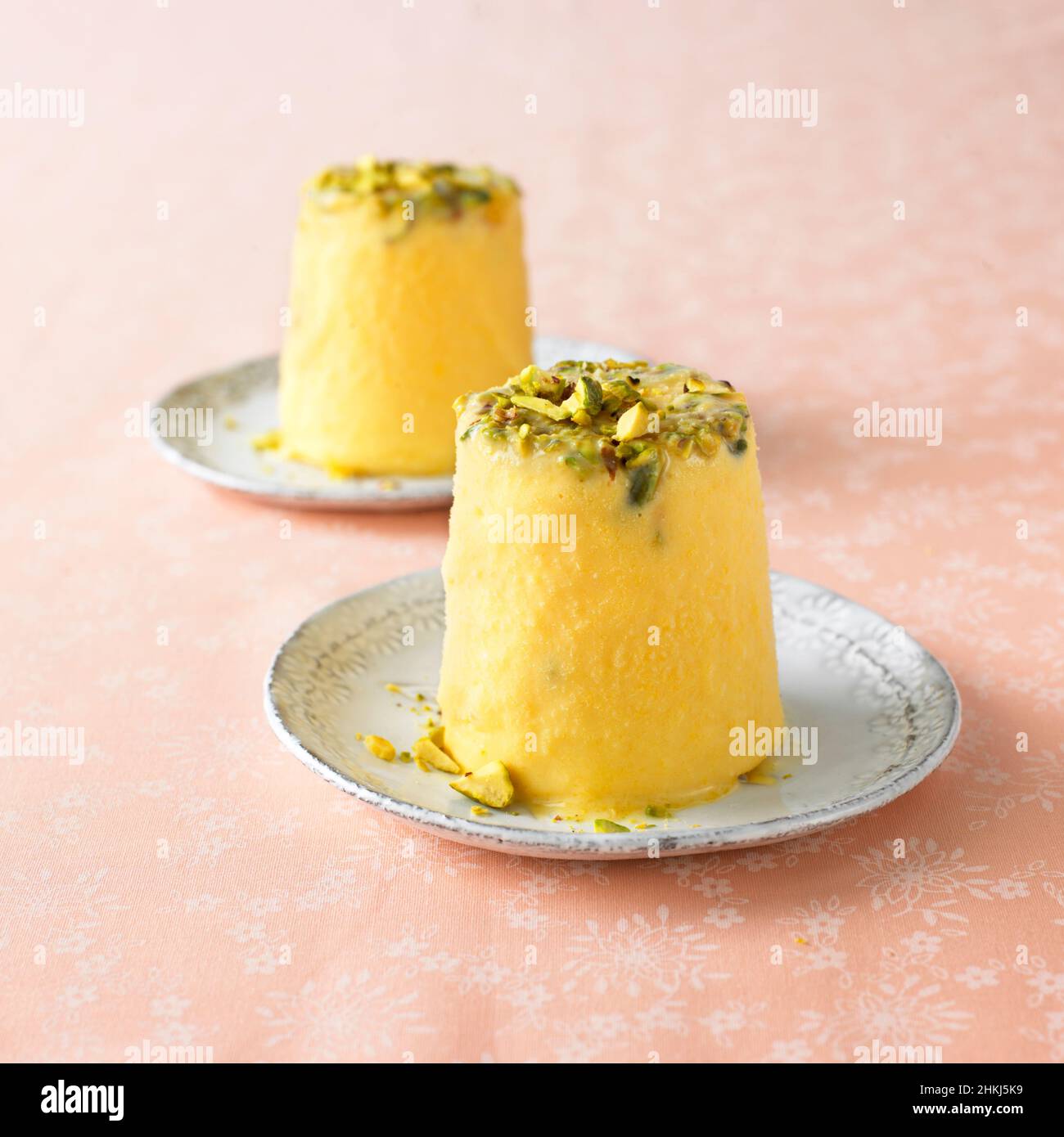 Two plates of kulfi Stock Photo - Alamy