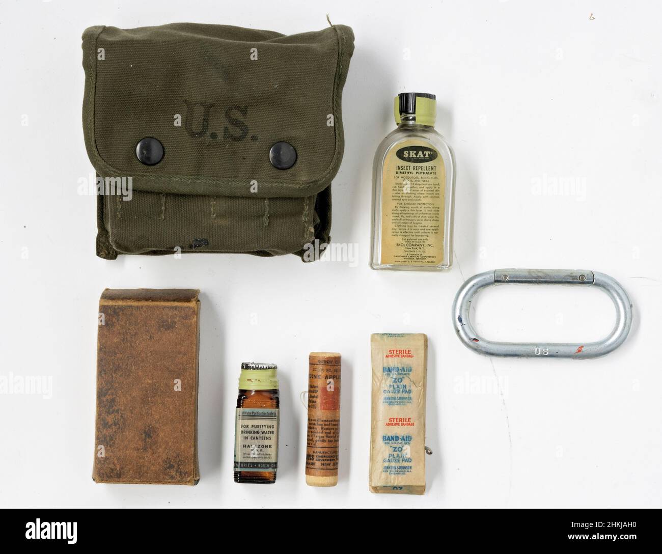 US Marines Vietnam War jungle first aid kit Stock Photo - Alamy
