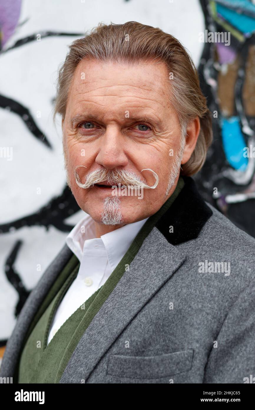 Berlin, Germany. 04th Feb, 2022. EXCLUSIVE - Actor Ingo Lenßen on a ...