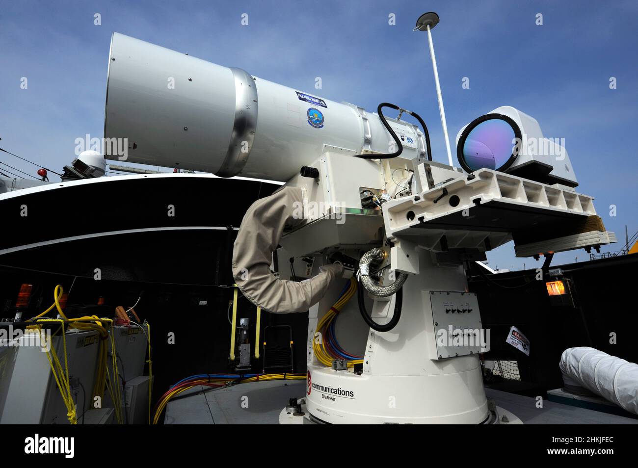Laser Weapon System aboard USS Dewey Stock Photo - Alamy Laser Weapon System aboard USS Dewey Stock Photo - Alamy