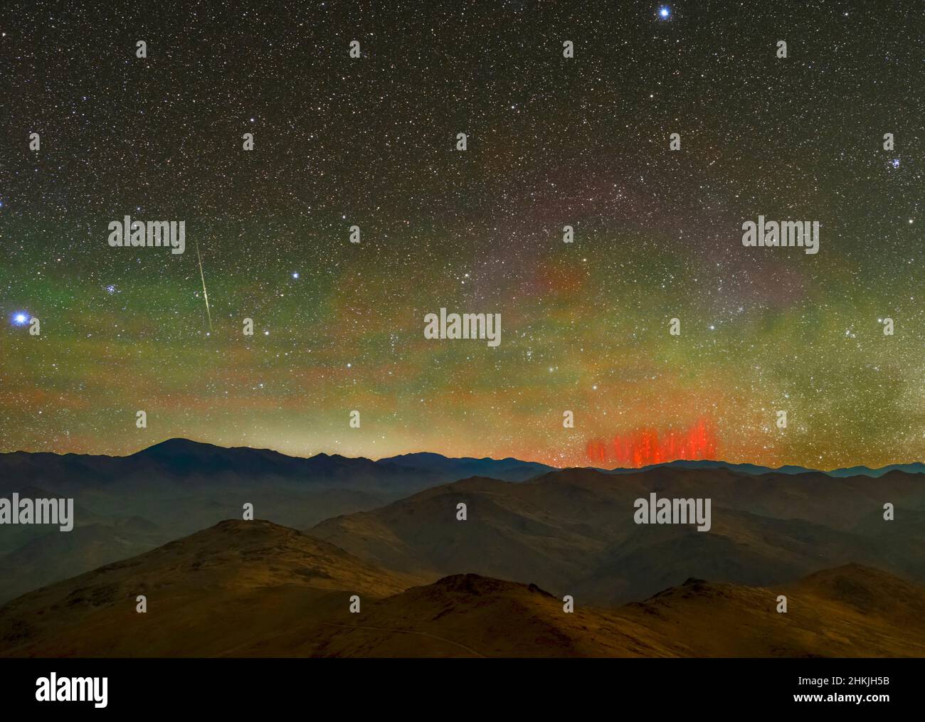 Red sprites above the Atacama Desert Stock Photo - Alamy