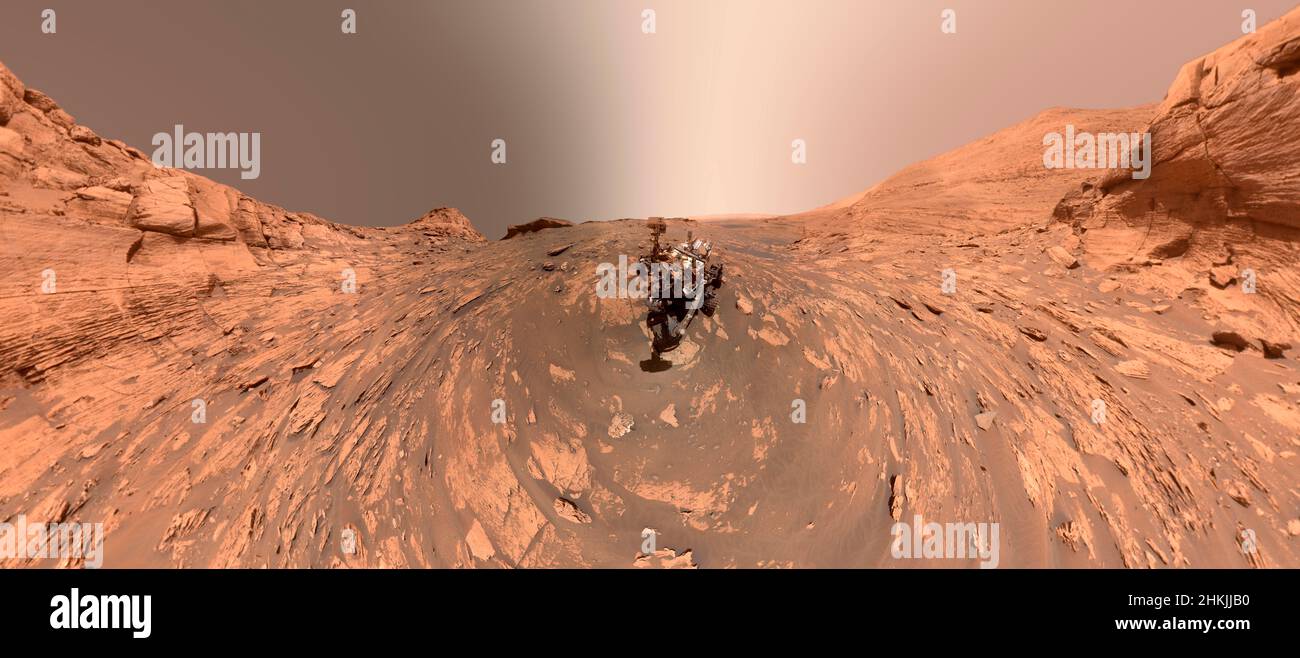 Curiosity rover self portrait Stock Photo - Alamy