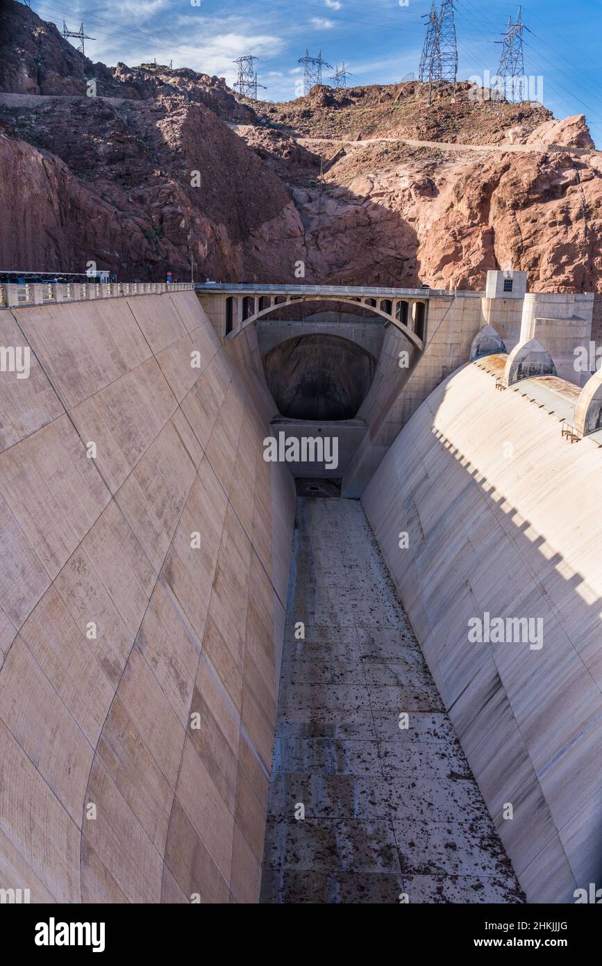 Overflow spillway on the Arizona side of Hoover Dam, USA Stock Photo ...