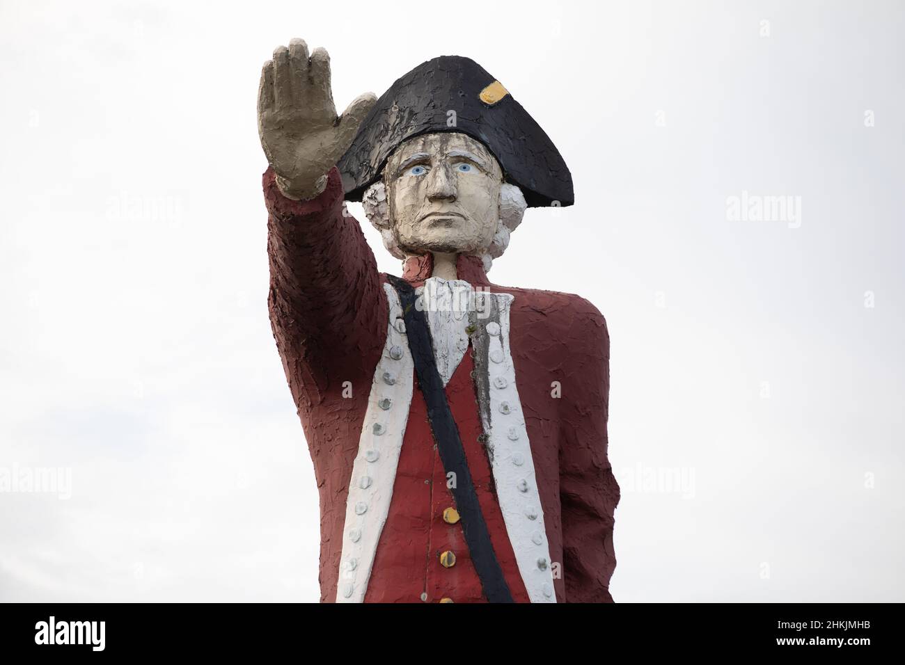 Captain cook statue cairns hi-res stock photography and images - Alamy