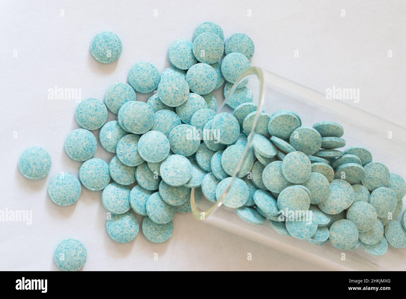 Copper Supplement Tablets Stock Photo - Alamy