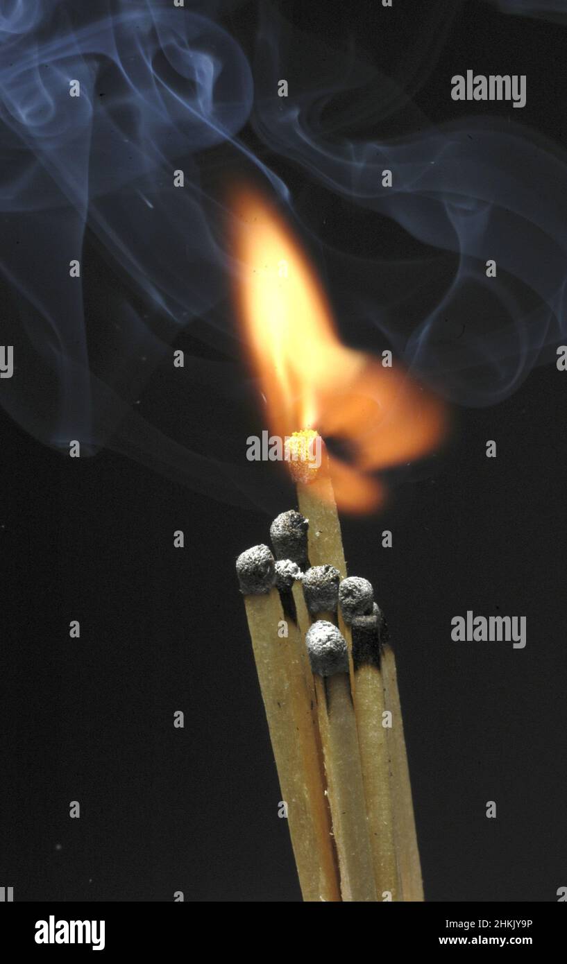 Burnt matches hi-res stock photography and images - Alamy