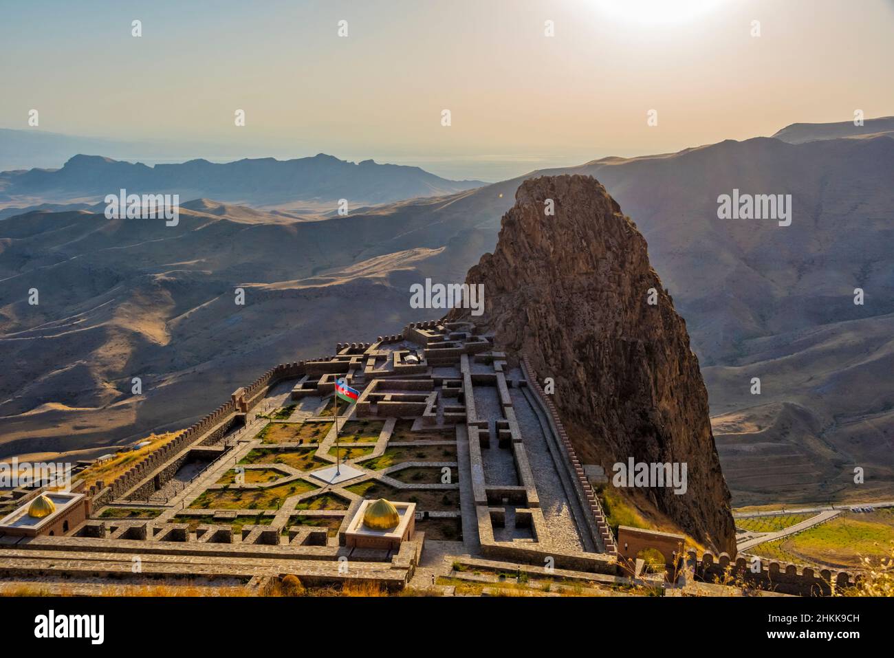 Alinjagala, an ancient citadel in Alinja Mountain, Nakhchivan ...