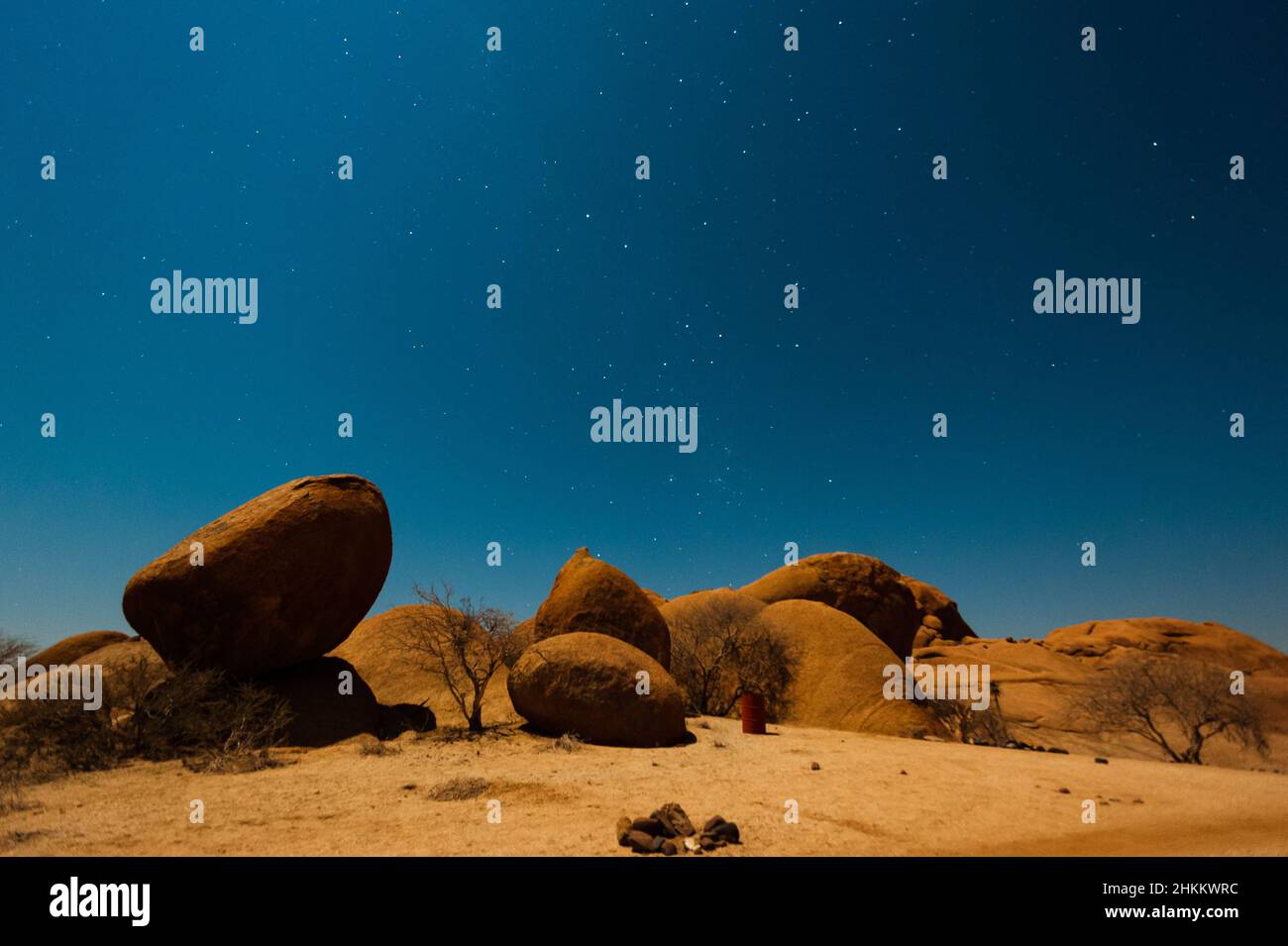 Night shot in the Namibian Desert showing the stars coming out Stock ...