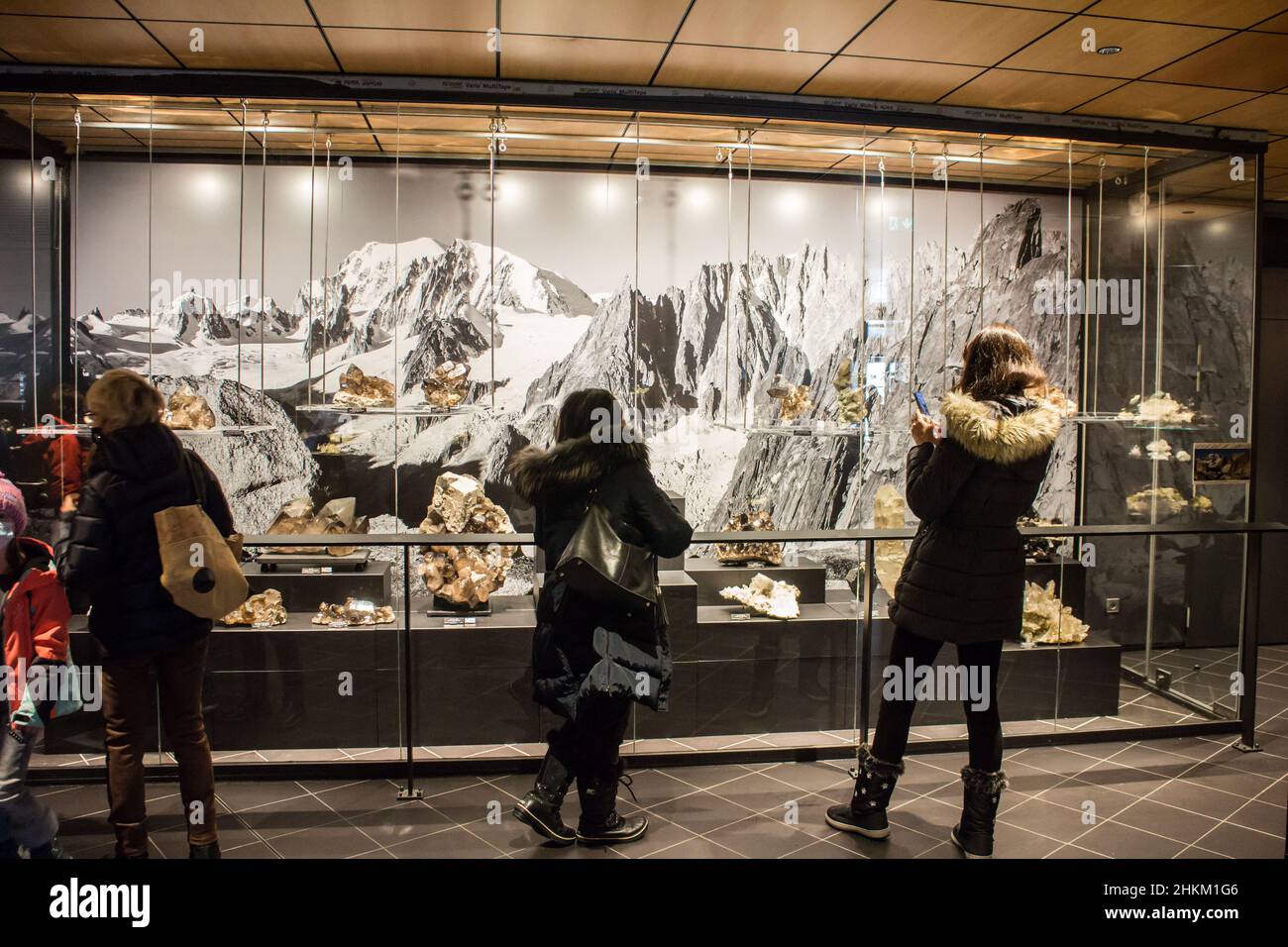 Reportage : Reopening of Musée des Cristaux,CHAMONIX after 2 years ...