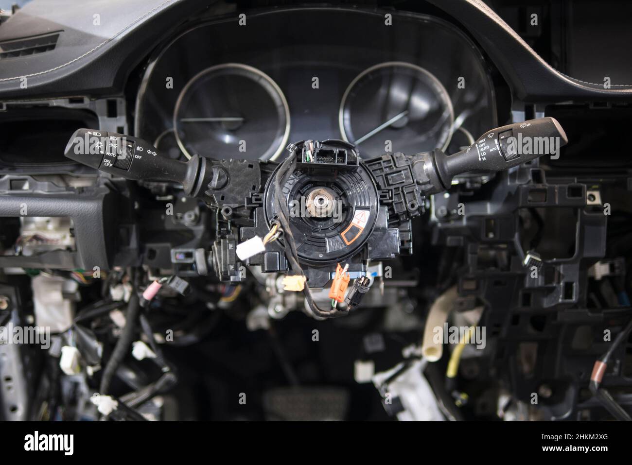 Disassembly of the engine hi-res stock photography and images - Alamy