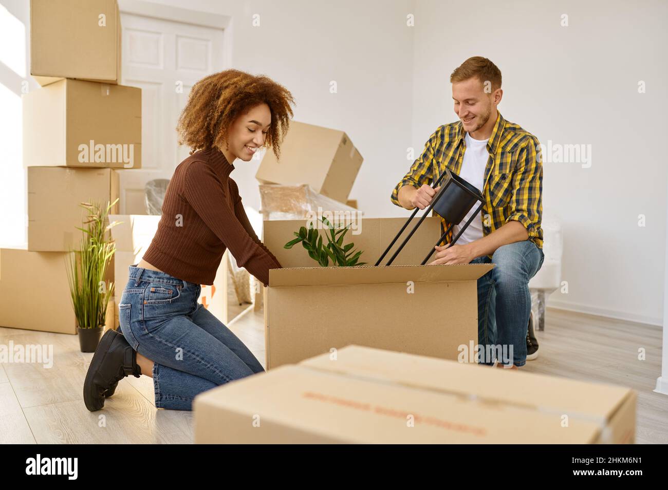 Married couple unpacking in hi-res stock photography and images - Alamy