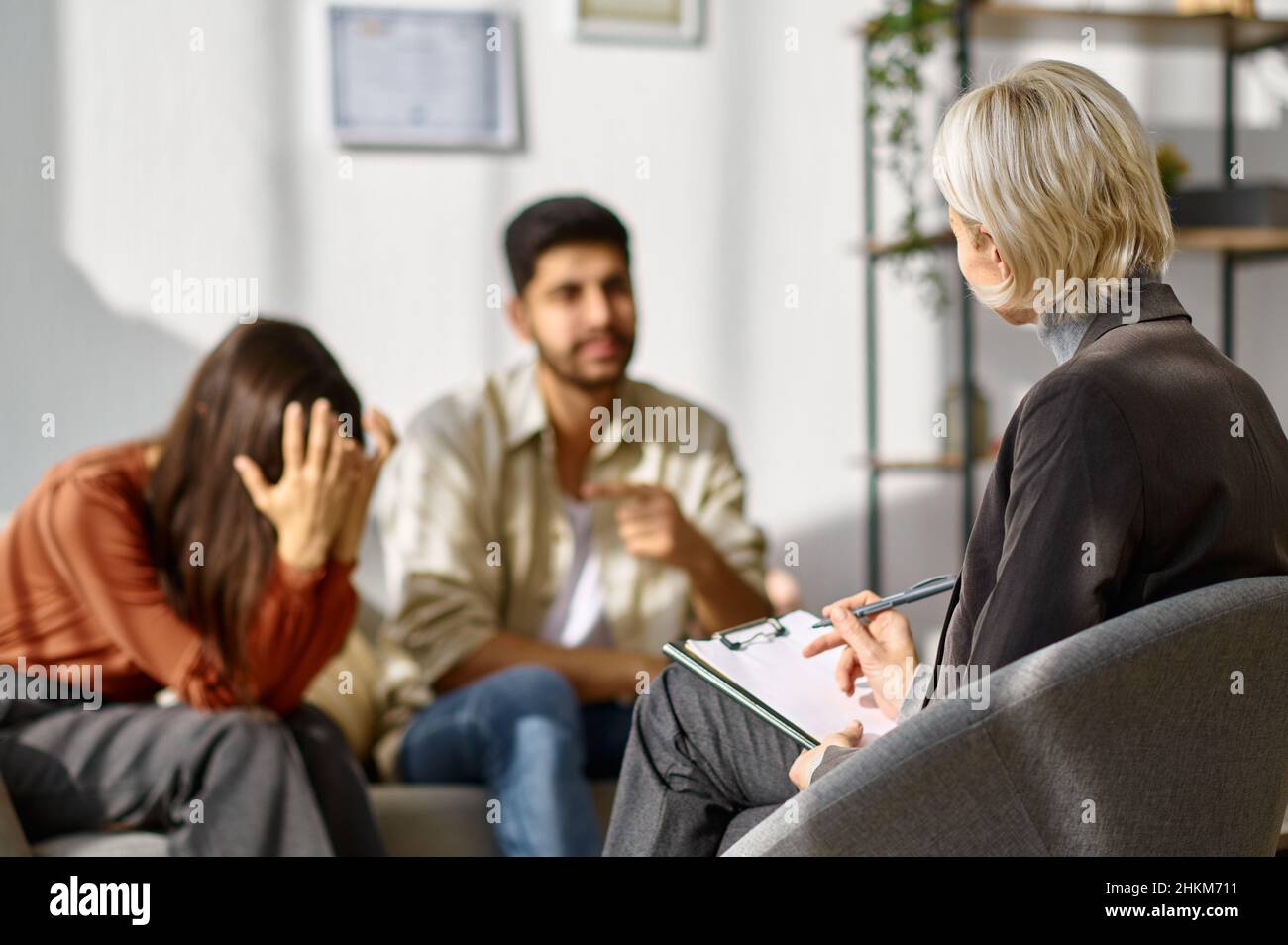 Psychologists couch hi-res stock photography and images - Alamy