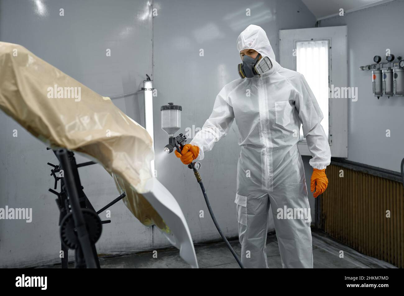 Car painter hi-res stock photography and images - Alamy