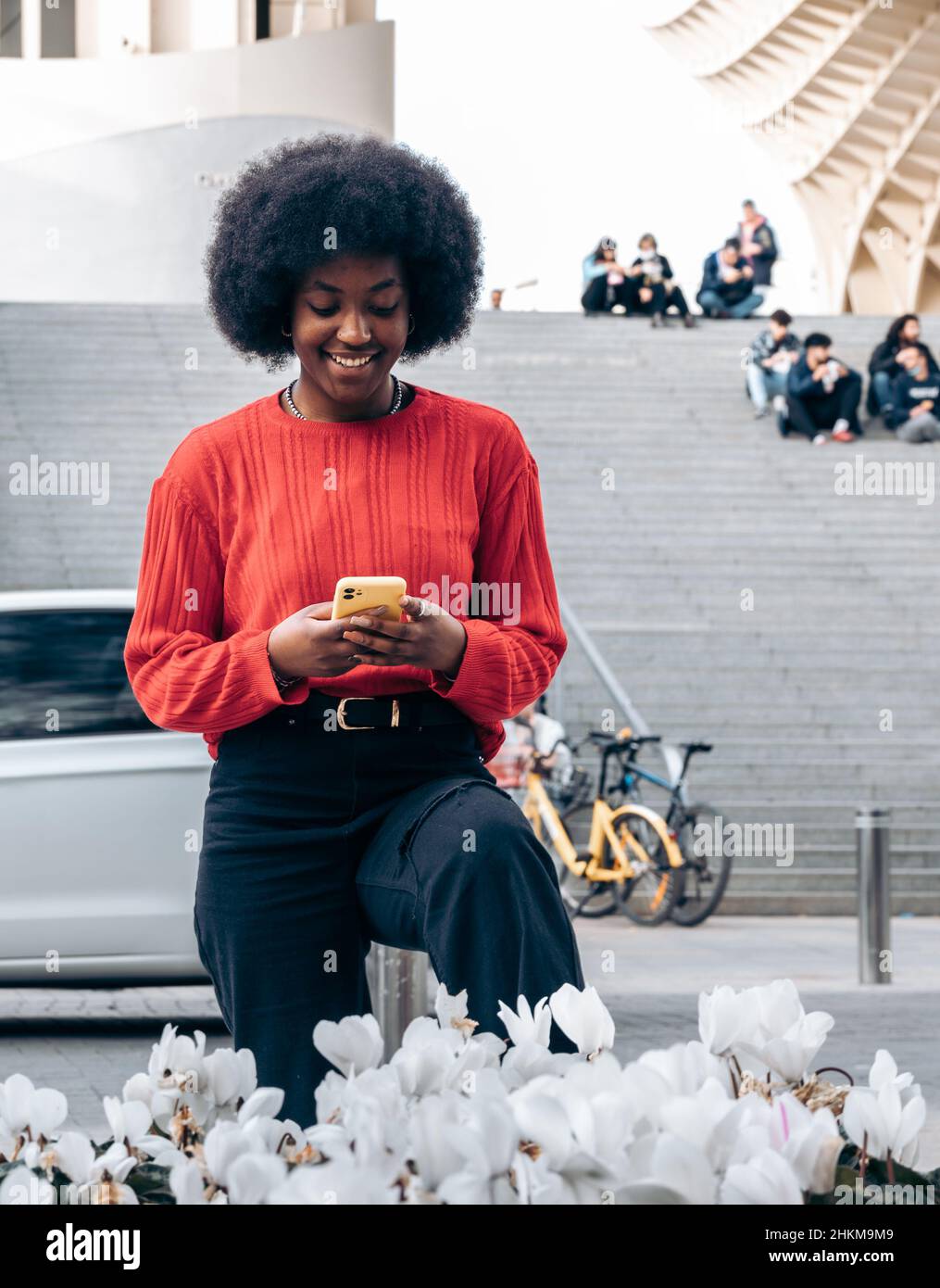 African american youth smart phone hi-res stock photography and images ...