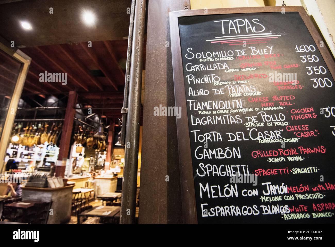 Barcelona spain spanish food tapas hi-res stock photography and images ...