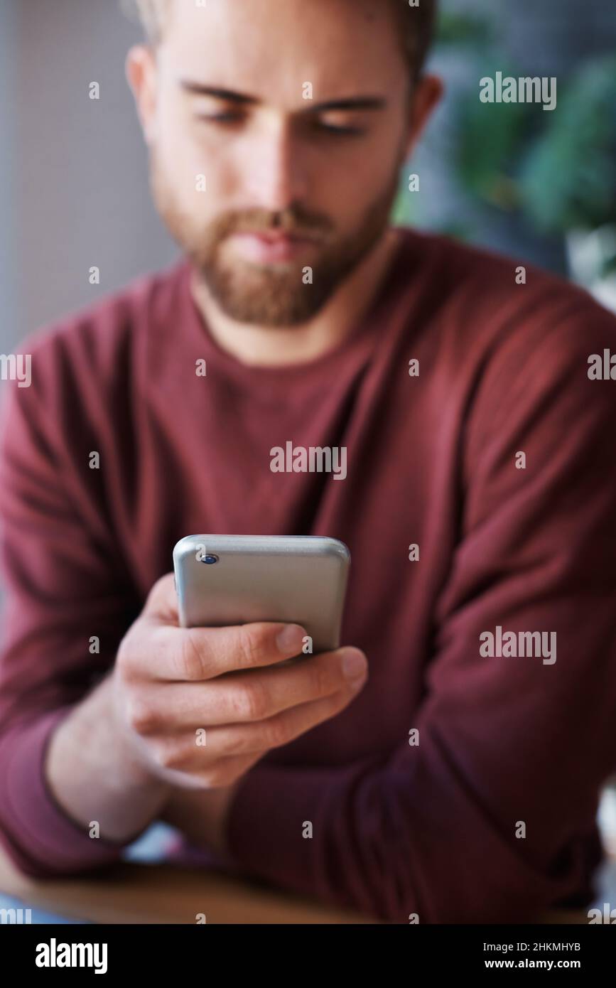 Waiting for a message hi-res stock photography and images - Alamy